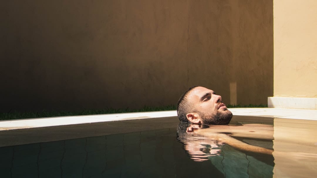 Aménagez votre coin spa extérieur pour une détente parfaite